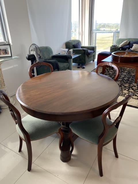 Antique mahogany dining table and 6 upholstered chairs - Dining Tables ...