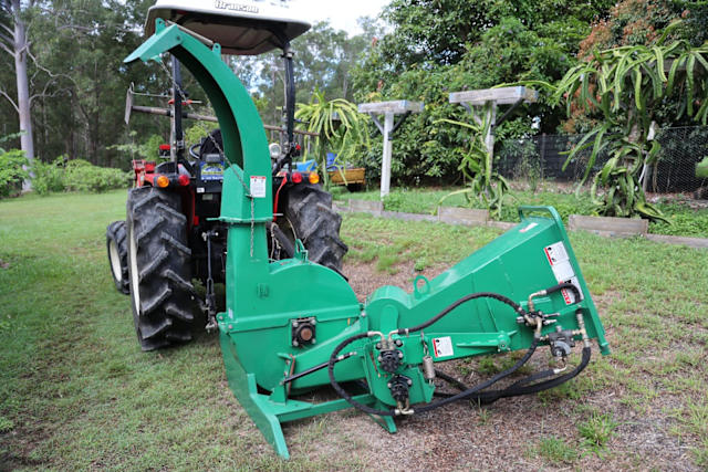 Hayes Wood Chipper/Mulcher PTO with Hydraulic Feed - Other Home ...