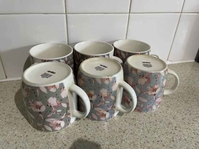 Free stuff - Dinnerware in Golden Grove SA | Gumtree Australia
