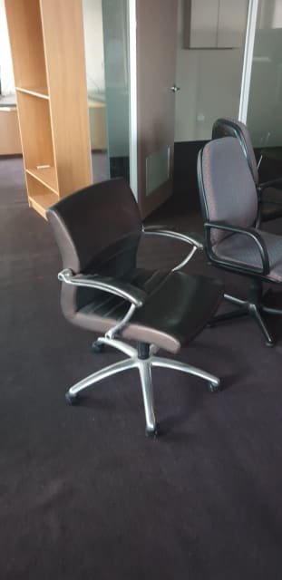 Schiavello leather office chair - Office Chairs in Fitzroy VIC ...