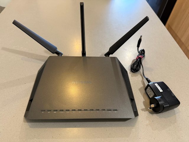 Modem NETGEAR Nighthawk D7000 - Modems & Routers in Balcatta WA ...