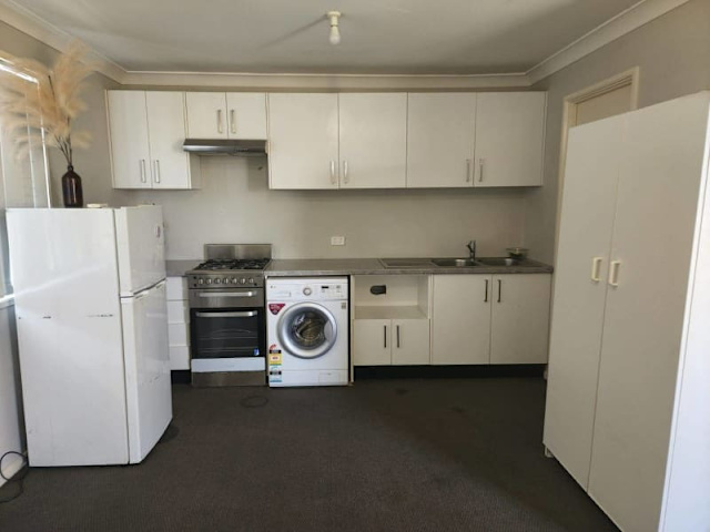 Studio/Granny/Apartment for rent in Ropes Crossing, NSW 2760 - for Rent ...