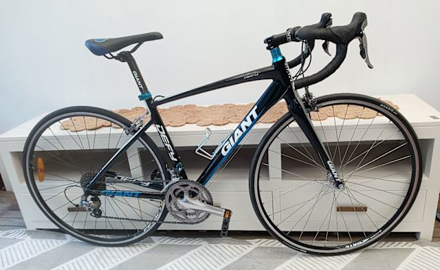 Giant Defy Small Size Road Bike. Shimano 105. Very Good Condition. No ...