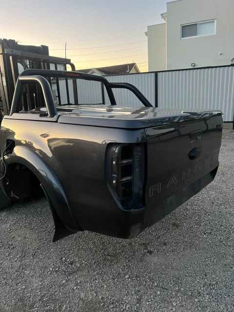 Ford Ranger xlt tub complete with hard lid | Auto Body parts | Gumtree ...