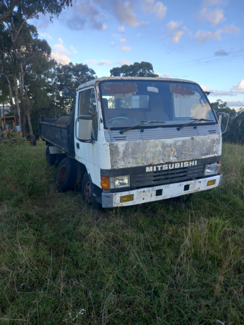 Mitsubishi 2 ton tip track | Farming Vehicles | Gumtree Australia Logan ...