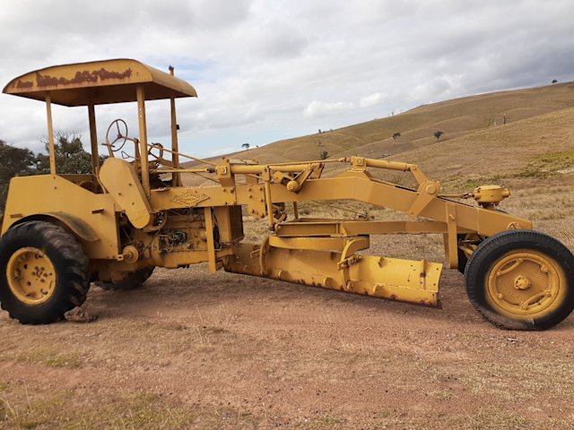 Malcolm Moore /Fordson Grader, - Miscellaneous Goods in Biala NSW ...