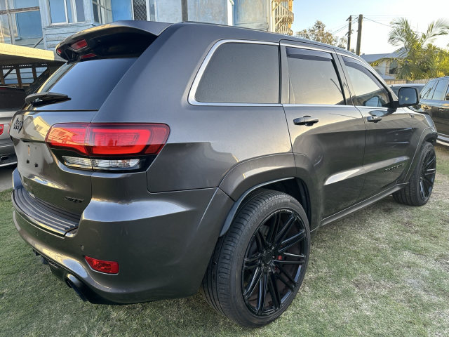 Jeep grand Cherokee 22 inch alloy gloss black wheels 285/40/22 ...