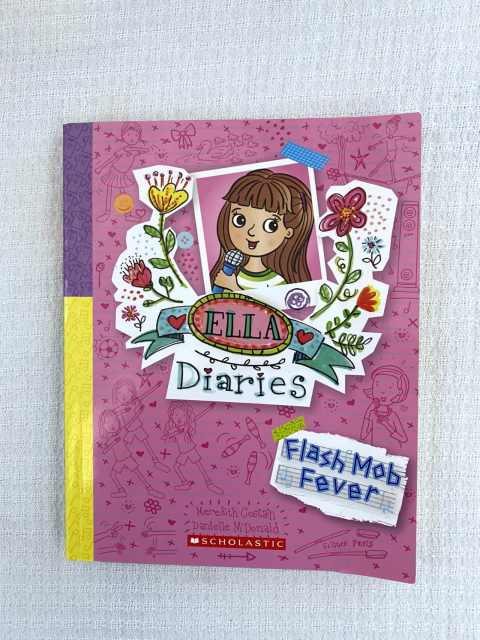 Ella Diaries Flash Mob Fever Meredith Costain Growing Up Girls Book ...