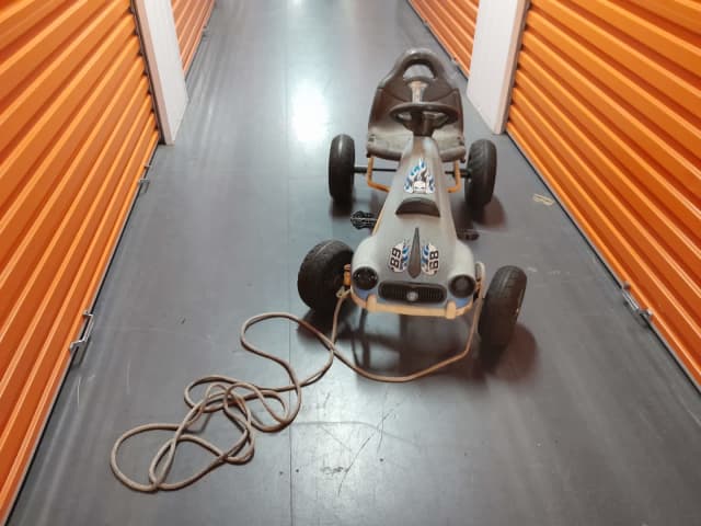 TOY PEDAL CAR BILLY CART KIDS PEDAL CART HOT WHEELS RACING PIT CREW ...