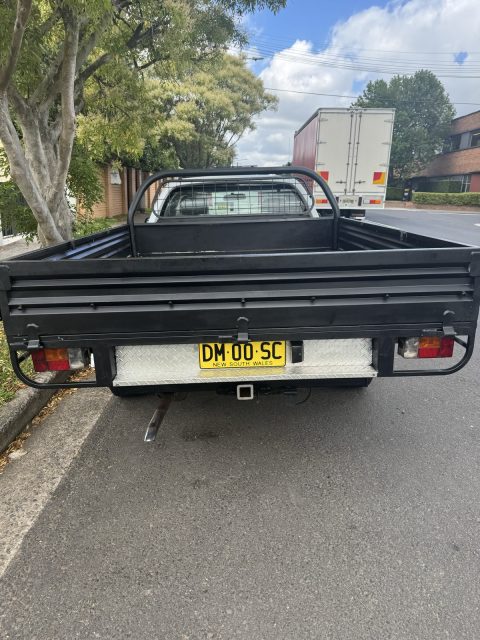 2003 HOLDEN COMMODORE ONE TONNER S 4 SP AUTOMATIC C/CHAS | Cars, Vans ...