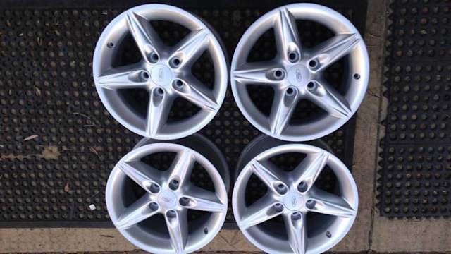 FORD AU BA 15X7 LOAD RATED ALLOY WHEELS. FRESH 2 PACK PAINT. | Wheels ...