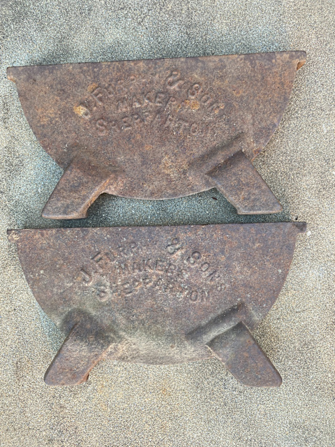 VINTAGE FURPHY SHEPPARTON CAST IRON TROUGH ENDS - Collectables in ...