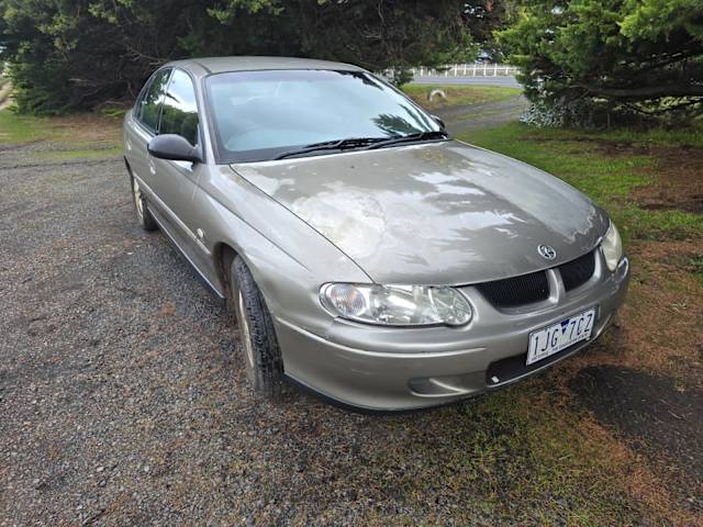 2001 HOLDEN COMMODORE EXECUTIVE 4 SP AUTOMATIC 4D SEDAN | Cars, Vans ...