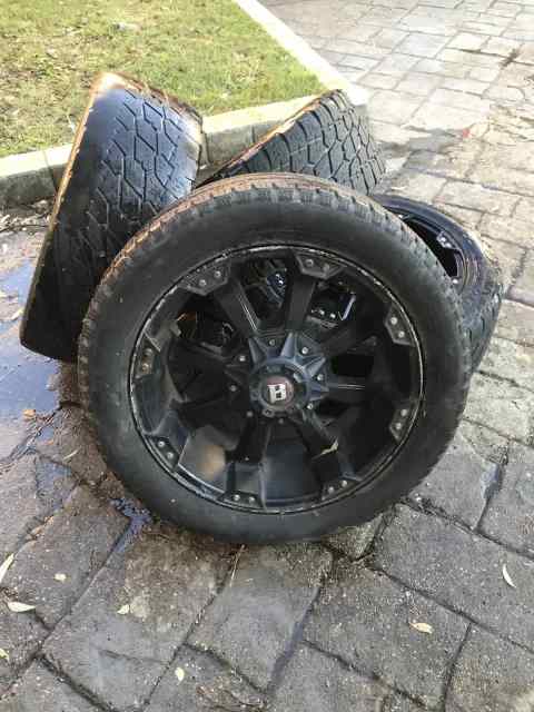 4 PRISTINE 22 INCH NISSAN NAVARA BALLISTIC OFF-ROAD TYRES FOR SALE ...