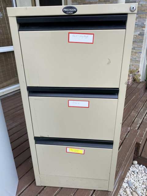 FREE Filing Cabinet 3-Drawer Beige Metal - Other Furniture in ...