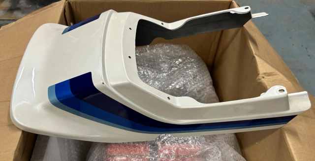 Honda NOS CB750F CB900F New rear cowl, ducktail | Motorcycle & Scooter ...