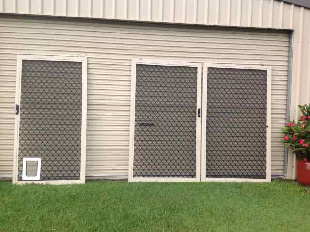 1 set of Security screen sliding doors in very good condition - Other ...