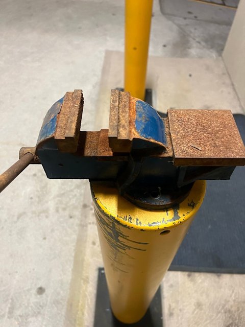 VICE GREAT SIZE TO OWN - Tool Storage & Benches in Mosman NSW | Gumtree ...