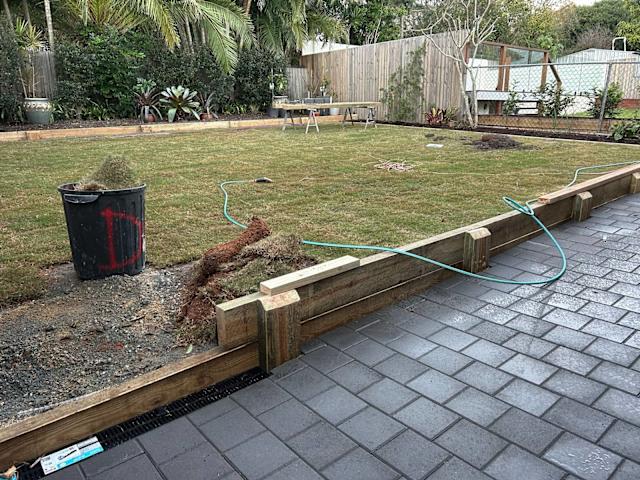 WANTED - EXPERIENCED LANDSCAPING STRUCTURAL LANDSCAPER | Gardening ...