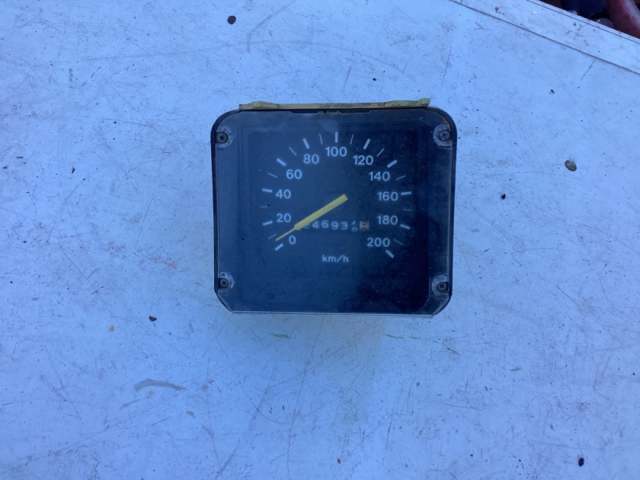Holden HX HZ WB speedometer 1976 to 1984 | Auto Body parts | Gumtree ...