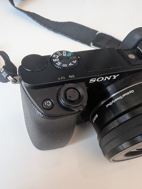 Sony Alpha A6000 + 16-50mm Kit Lens - Digital Compact Cameras in ...