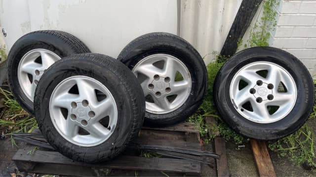 Commodore VR SS VS S pack 15” genuine alloy wheels & tyres VG vP ...