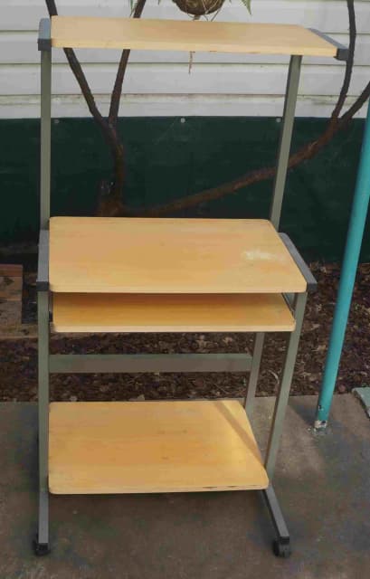 computer table - Desks in Paddington QLD | Gumtree Australia