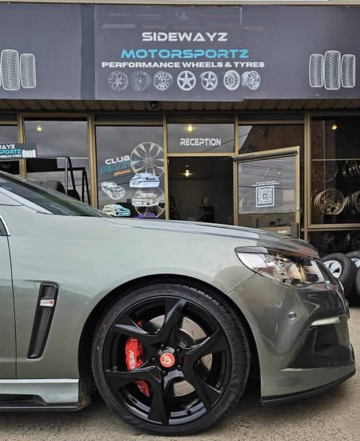 Brand New Gloss Black VF2 R8 Wheels Suit Commodore VF VF VZ VY | Wheels ...