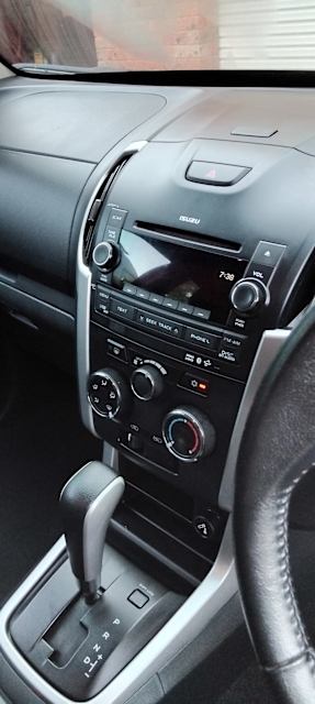 2015 Isuzu D-Max LS-TERRAIN HI-RIDE (4x4) 5 SP AUTOMATIC CREW CAB UTIL ...