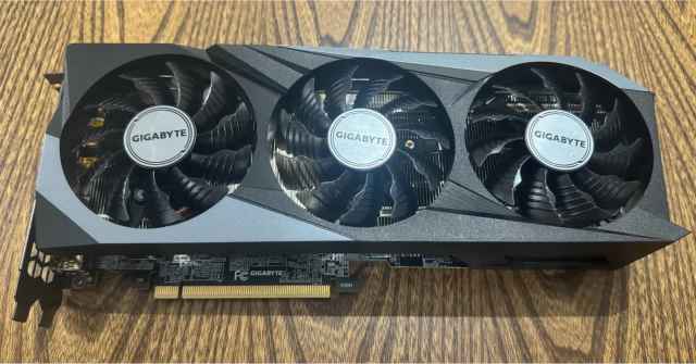GIGABYTE GeForce RTX 3070 GAMING OC 8GB GDDR6 Graphics Card ...