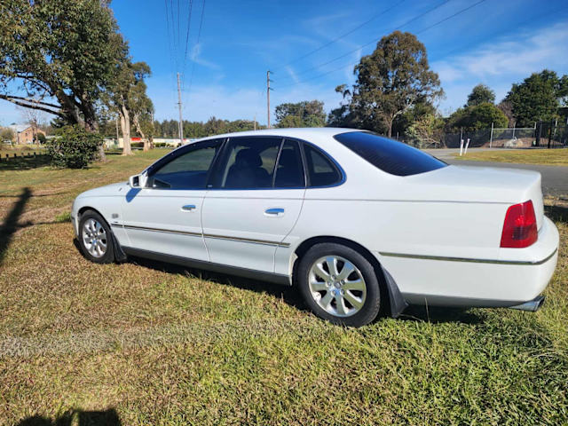 2003 HOLDEN STATESMAN V6 4 SP AUTOMATIC 4D SEDAN | Cars, Vans & Utes ...