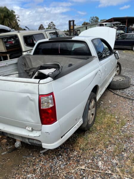 WRECKING 6/2006 HOLDEN CREWMAN VZ 3.6LTR HFV6 LEO UTE AUTO PETROL 6CYL ...