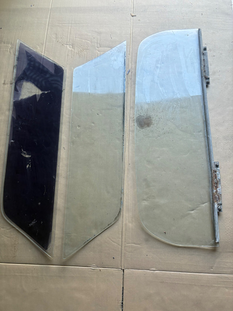 Genuine Window Glass Ford XA XB XB Wagon Side x2 Tailgate with Bracket ...
