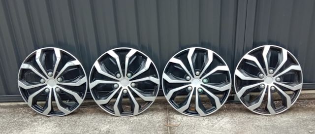 Car Dress Rims - Silver - Plastic - FREE | Wheels, Tyres & Rims ...
