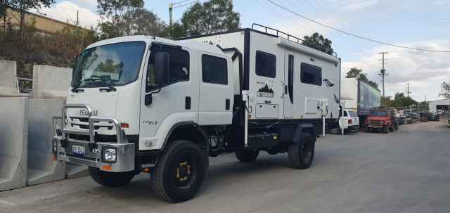 Isuzu FSS 21O 4X4 CREW CAB Truck & 5.8m Expedition Hard-Top Slide on ...