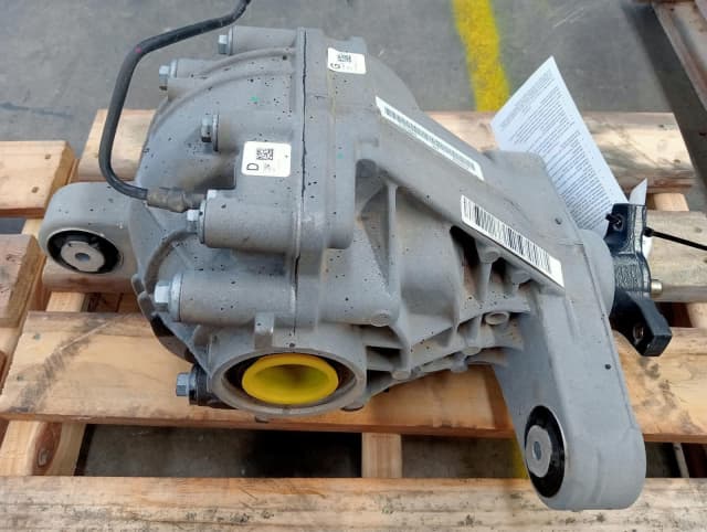 2012 HOLDEN VE COMMODORE 3.6L AUTO PETROL WAGON DIFF CENTRE | Engine ...