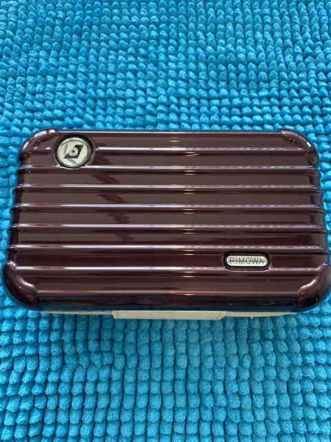 Rimowa Metallic Ruby Red Amenity Kit Case - Eva Air - Miscellaneous ...