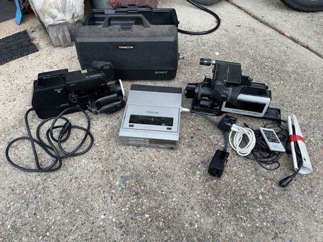 Sony & Canon Vintage VIDEO Cameras / VHS Recorder / Retro - Video ...