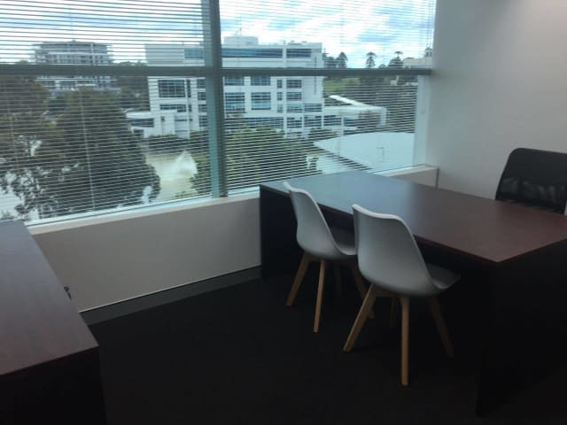 Waterview office space for lease NORWEST, next to metro $1500p/m GST ...
