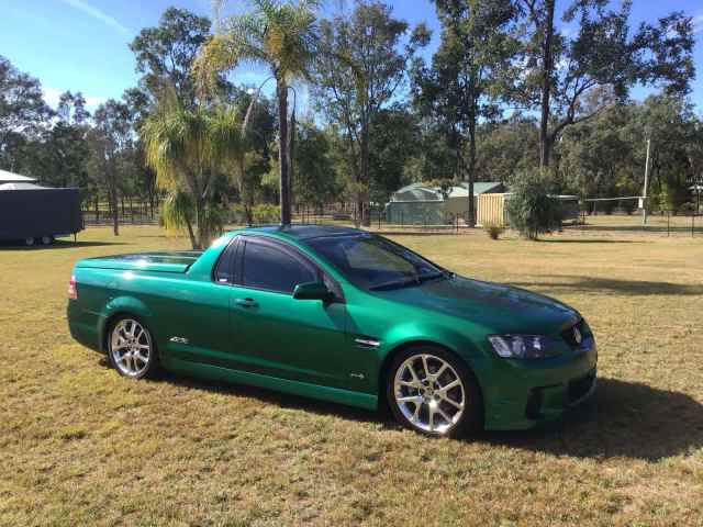 2011 Series 2 HOLDEN COMMODORE SS 6 SP MANUAL UTILITY | Cars, Vans ...