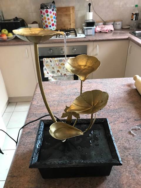 Plug in water Feature $2 - Toys - Indoor in Hastings VIC | Gumtree ...