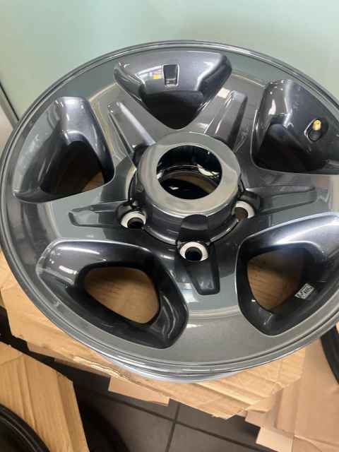 5x Toyota Landcruiser Genuine Wheels Suit VDJ79, 78, 70 Series 16x7 5 ...