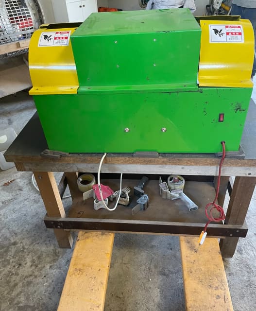 Fresh Garlic Root & Stem Cutter Machine - Power Tools in Middleton TAS ...