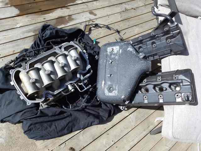 XR8 intake manifold and rocker covers | Engine, Engine Parts ...