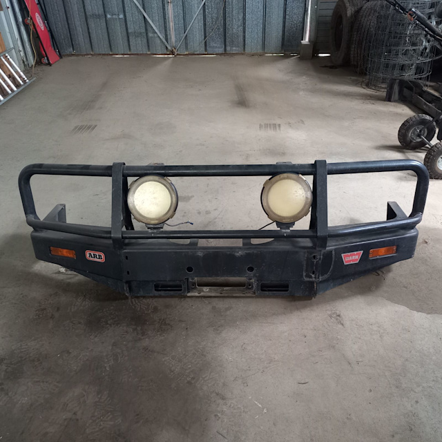 Landrover Discovery 2 ARB winch bull bar | Other Parts & Accessories ...