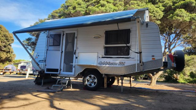 Goldstream Pop Top RV front cafe Caravan with cutaway | Caravans ...