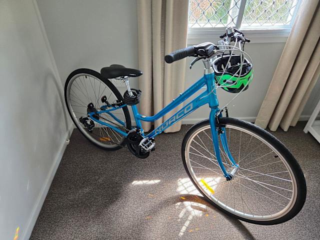 2023 Norco Yorkville Bike Teal colour, brought brand new at 99 bikes i - Women's Bicycles in ...