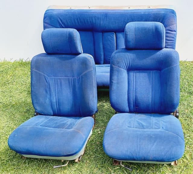 Holden VH SLE SL/E Commodore Blue Front & Rear Seats. VB VC VK | Other ...