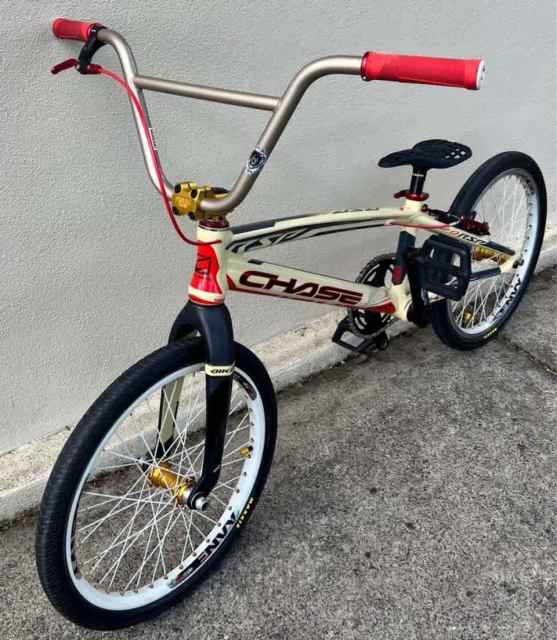 Chase Pro XL+ Race Bike ** New Build ** BMX Racing Ikon Carbon Forks ...