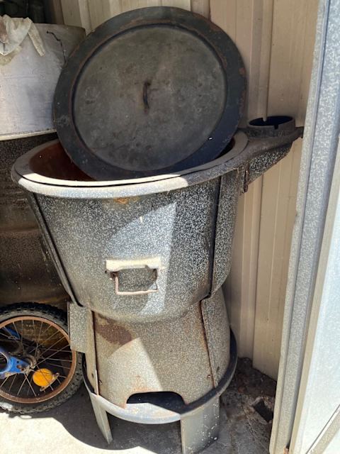 Metters Vintage Cast iron copper - Miscellaneous Goods in Woodbridge WA ...